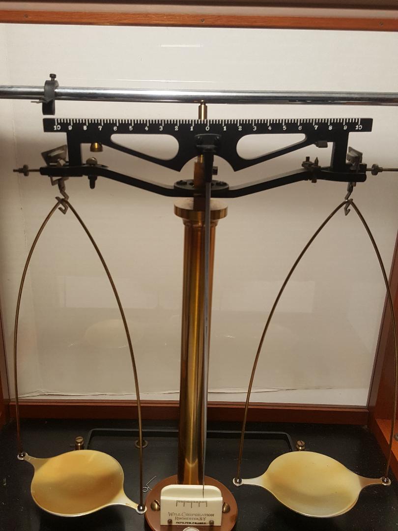 Brass Pharmaceutical Scale – Pine Street Auction Gallery